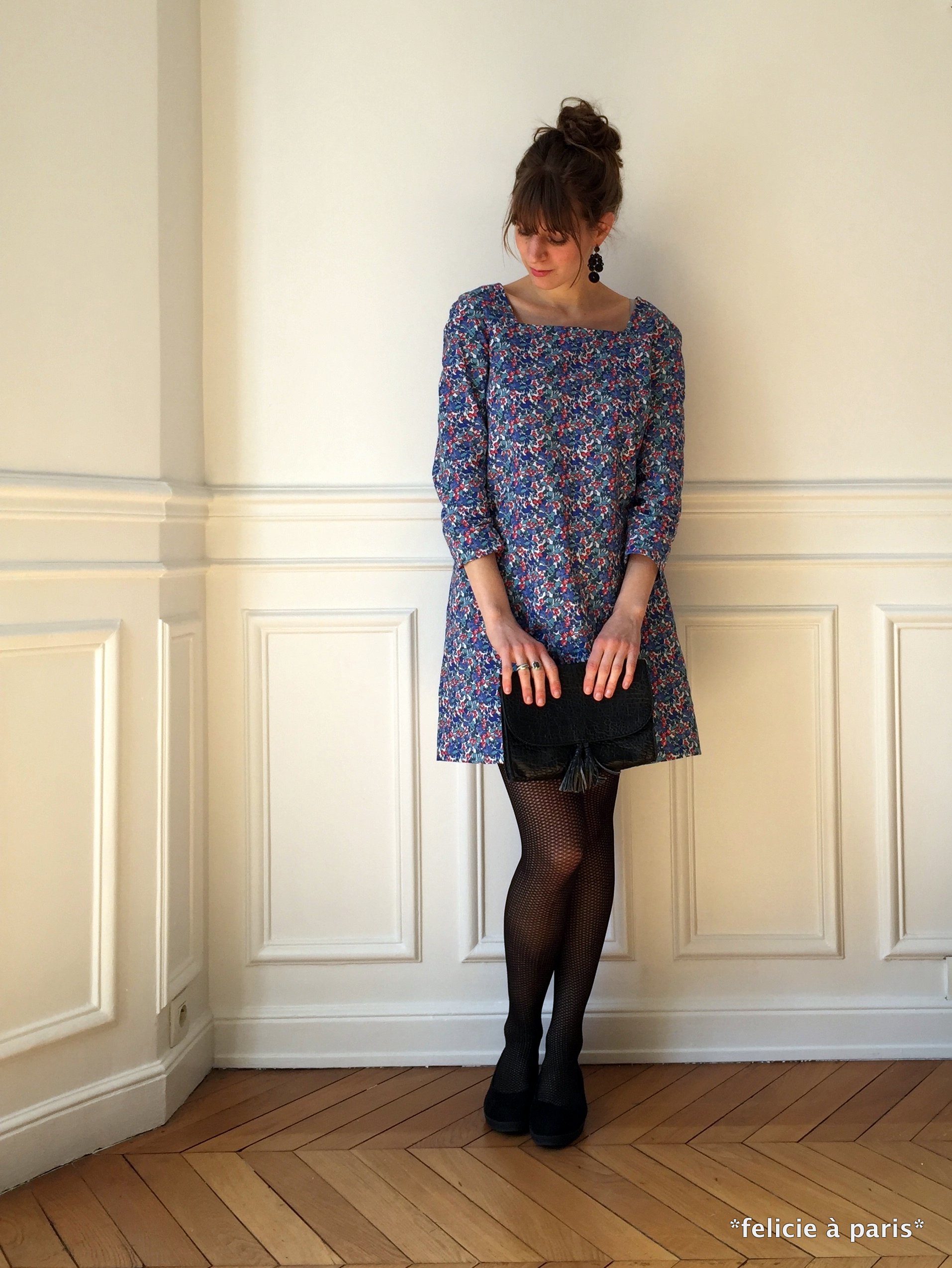 La robe Bleue – Félicie à Paris